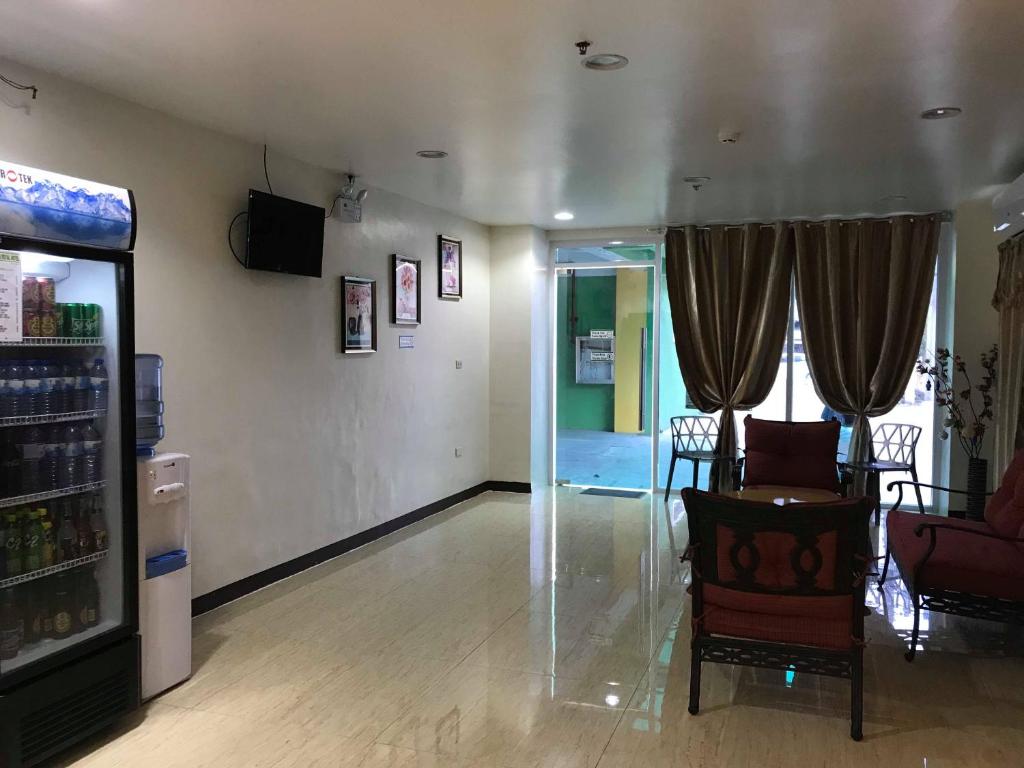 Meaco Royal Hotel-Malabon, Manila | 2024 Updated Prices, Deals