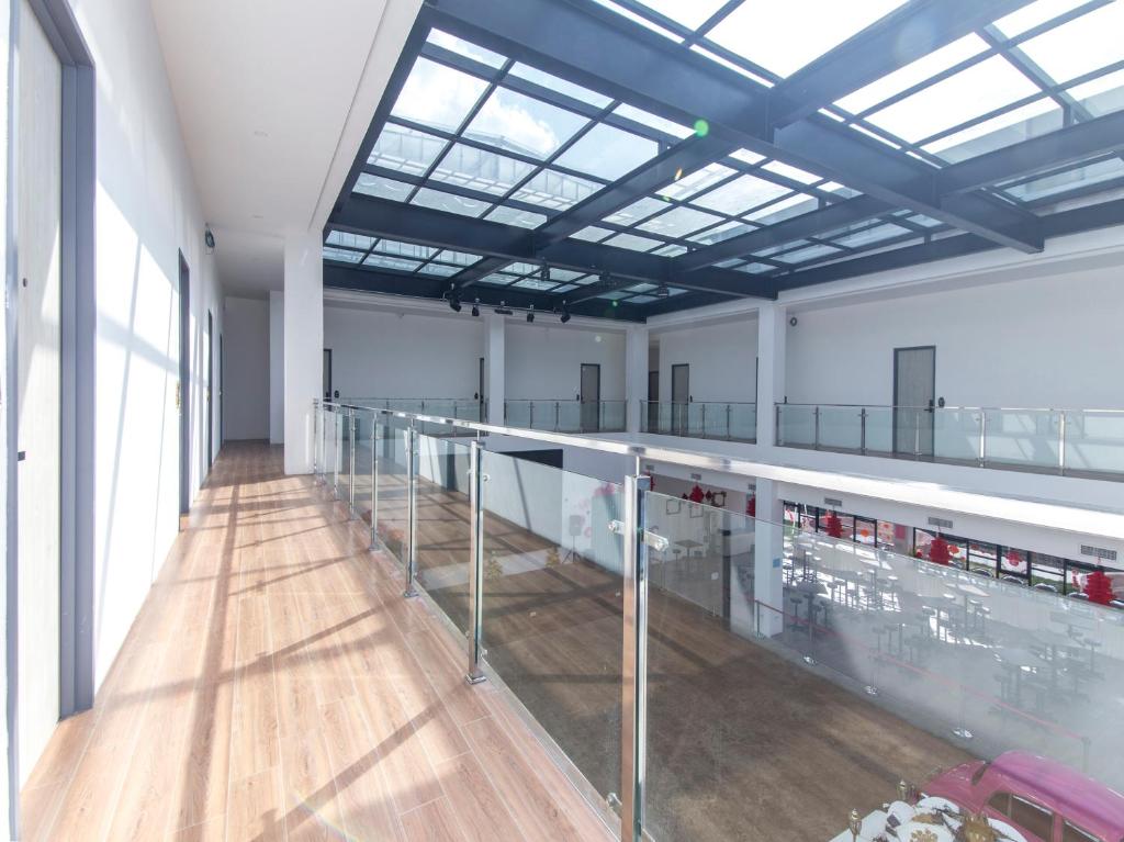 Rock Mountain, Raub | 2024 Updated Prices, Deals