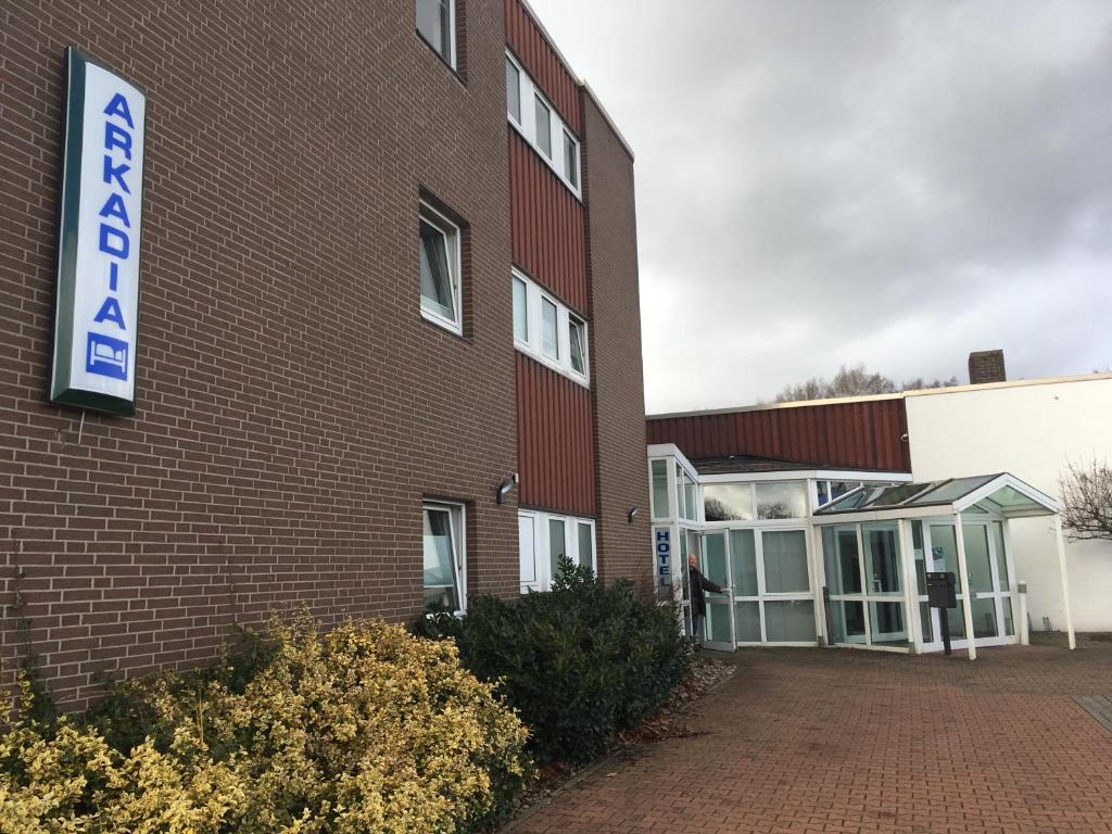 Book Arkadia Hotel (Burgwedel) - 2020 PRICES FROM A$76!