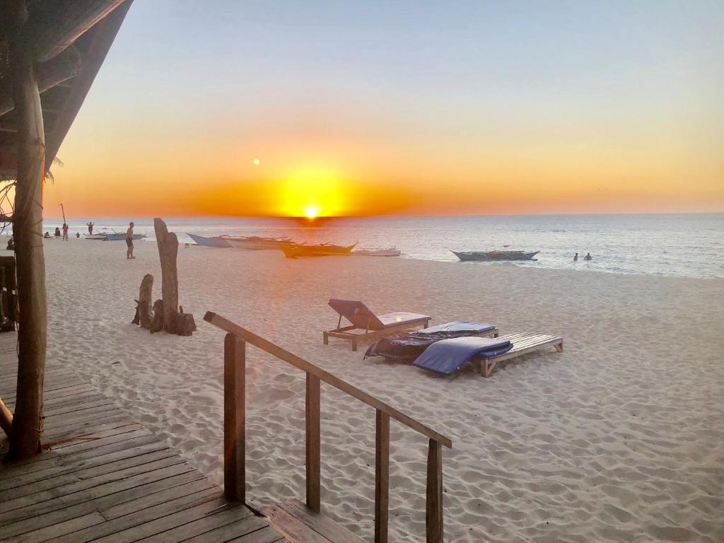 White Beach Front and Cottages Hinugtan Resort in Buruanga, Buruanga ...