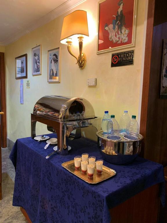 Stromboli Hotel, Rome | 2025 Updated Prices, Deals