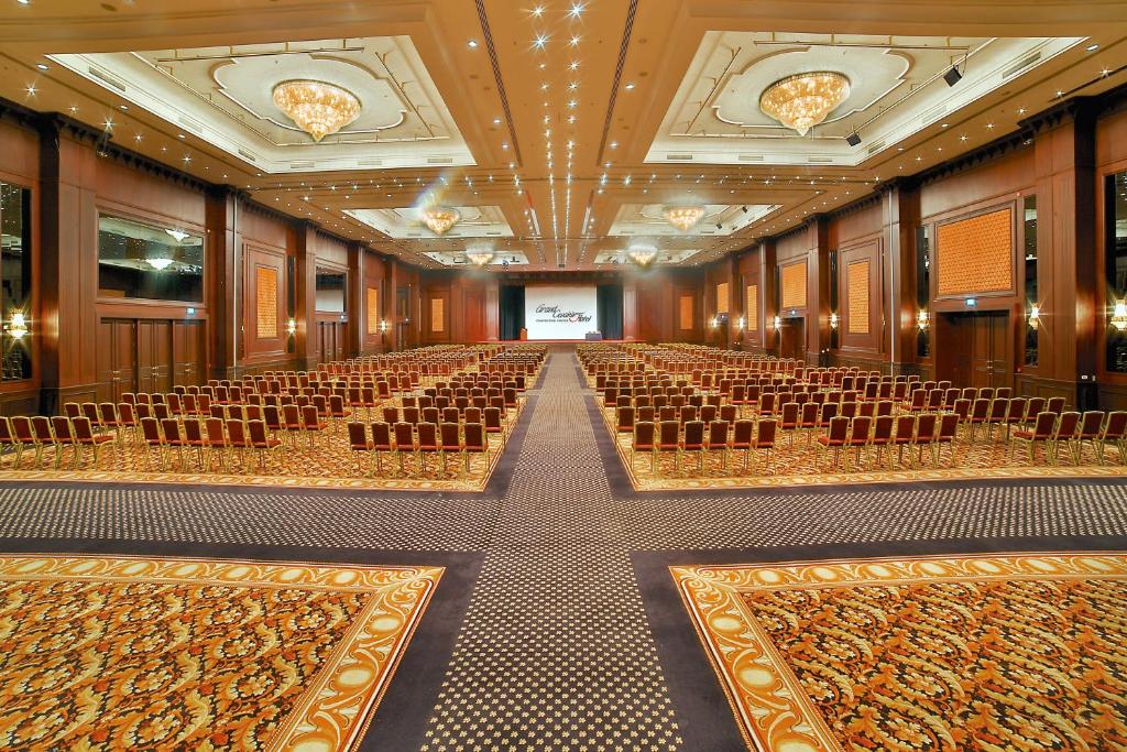 Grand Cevahir Hotel Convention Center, İstanbul | 2024 Updated Prices ...