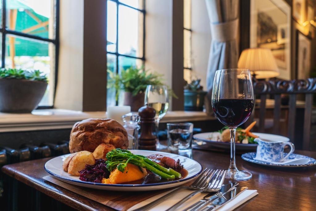 The Highdown – Brunning and Price, Worthing | 2024 Updated Prices, Deals
