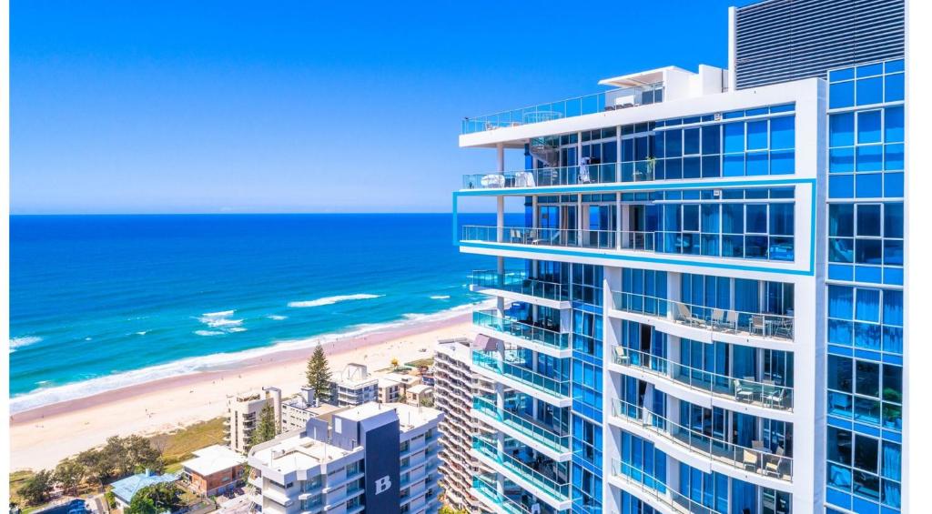 Artique Surfers Paradise Resort, Gold Coast | 2025 Updated Prices, Deals