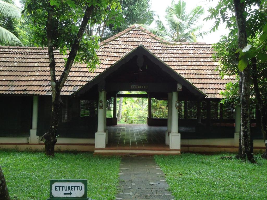 The Windsor Castle and Lake Village Ayurvedic Resort, Kottayam | 2024 ...