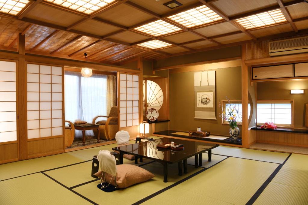 Seikoro Ryokan, Kyoto | 2024 Updated Prices, Deals