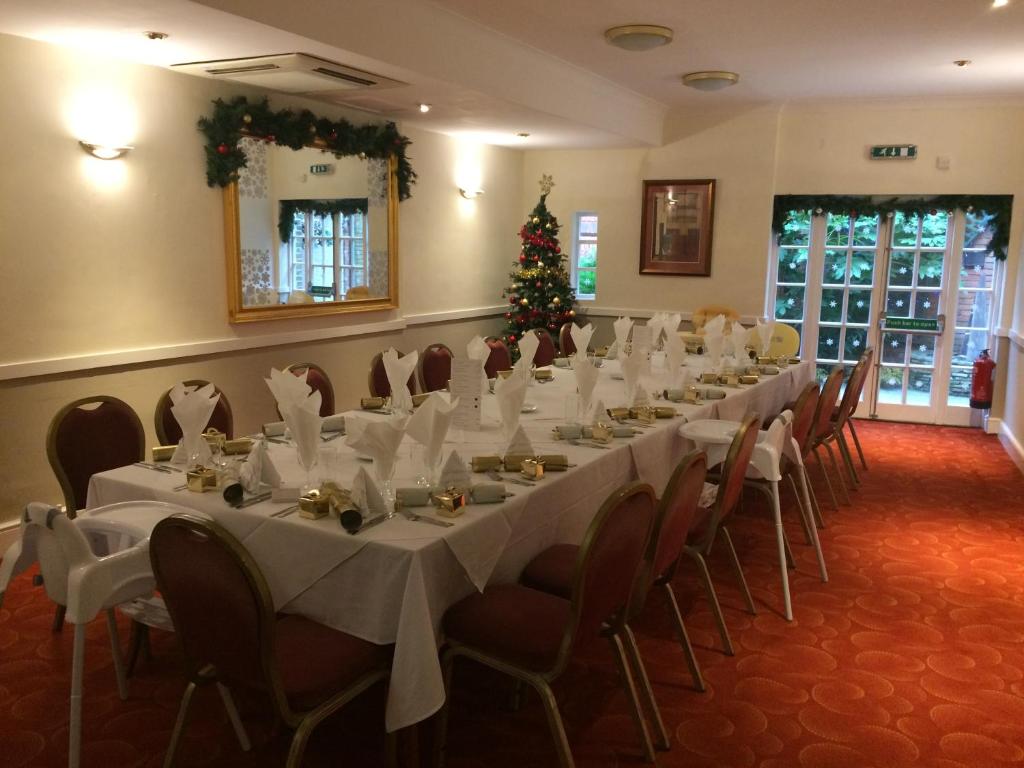Red Lion Hotel, Basingstoke | 2024 Updated Prices, Deals