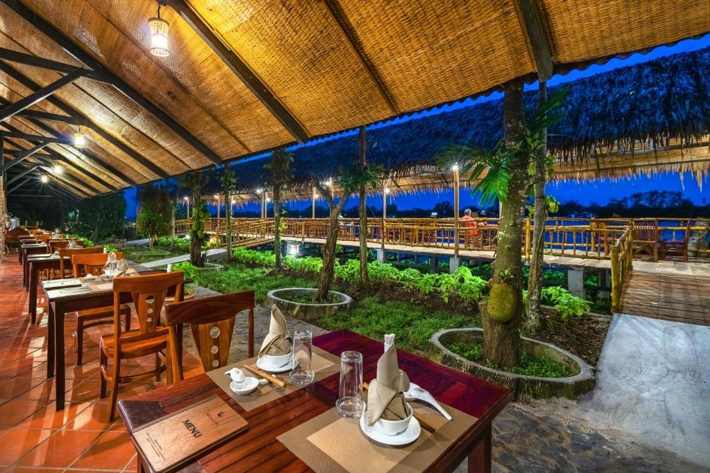 Mekong Lodge Resort, Cai Be (Tien Giang) | 2024 Updated Prices, Deals