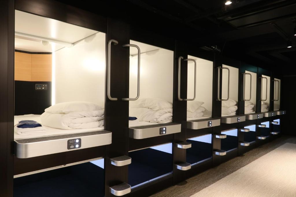 Lightning Hotel Capsule hotel (Tokyo) - Deals, Photos & Reviews