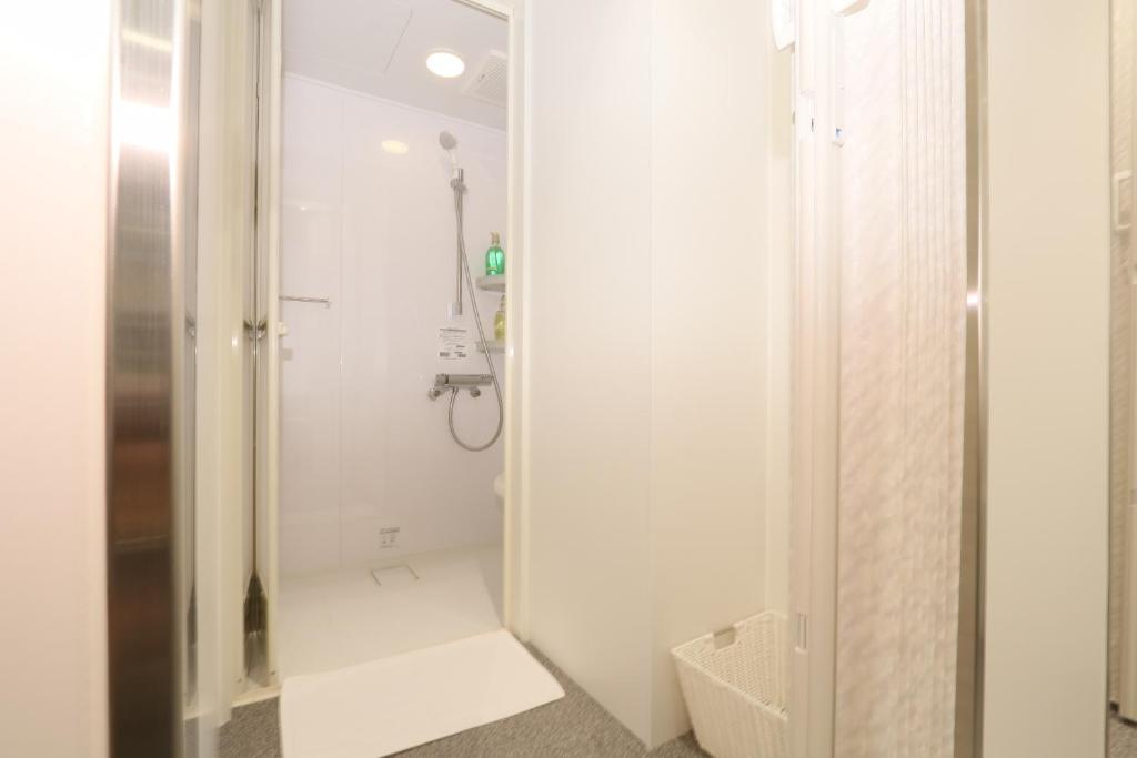 Lightning Hotel Capsule hotel (Tokyo) - Deals, Photos & Reviews