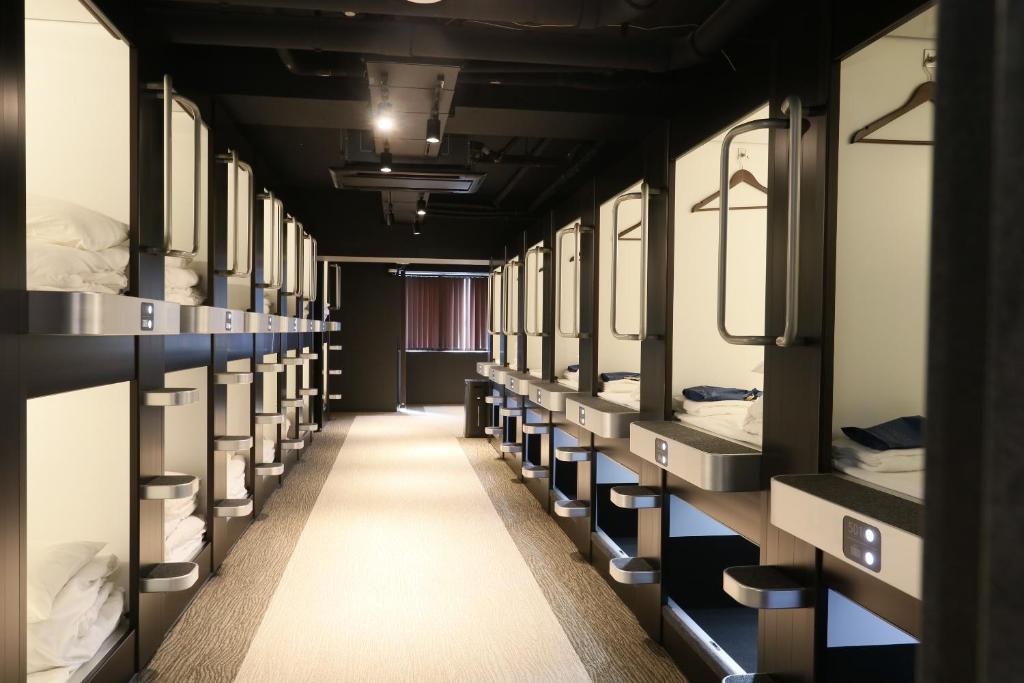 Lightning Hotel Capsule hotel (Tokyo) - Deals, Photos & Reviews