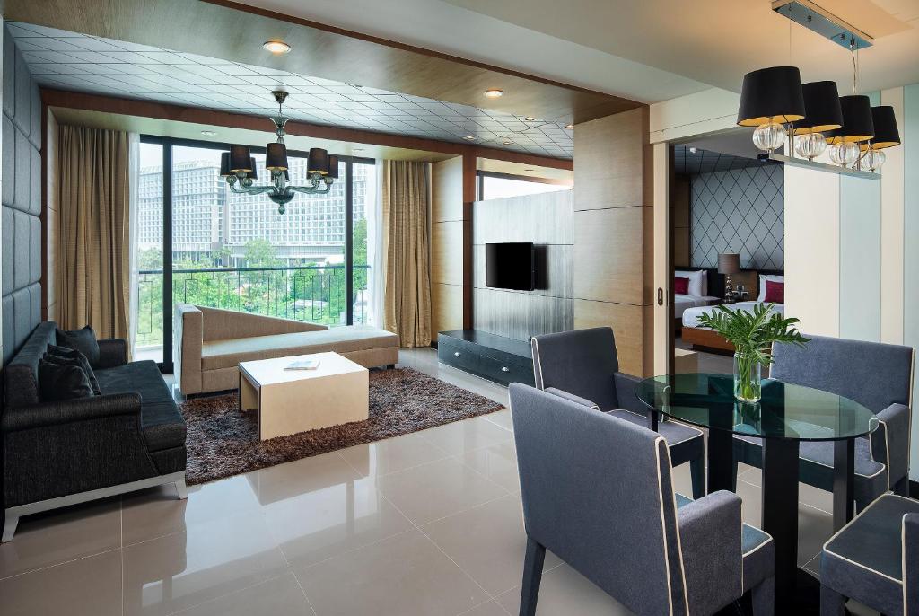 Way Hotel Pattaya, Pattaya | 2023 Updated Prices, Deals