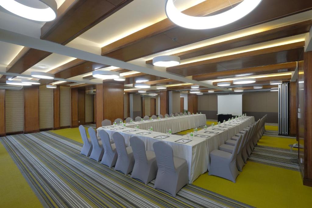 Be Resorts Mactan, Cebu | 2024 Updated Prices, Deals