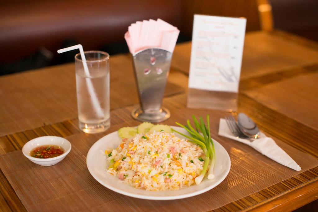 Siam Palace Hotel - กรุงเทพ - เริ่มต้นที่ ฿505 - รีวิว แผนที่