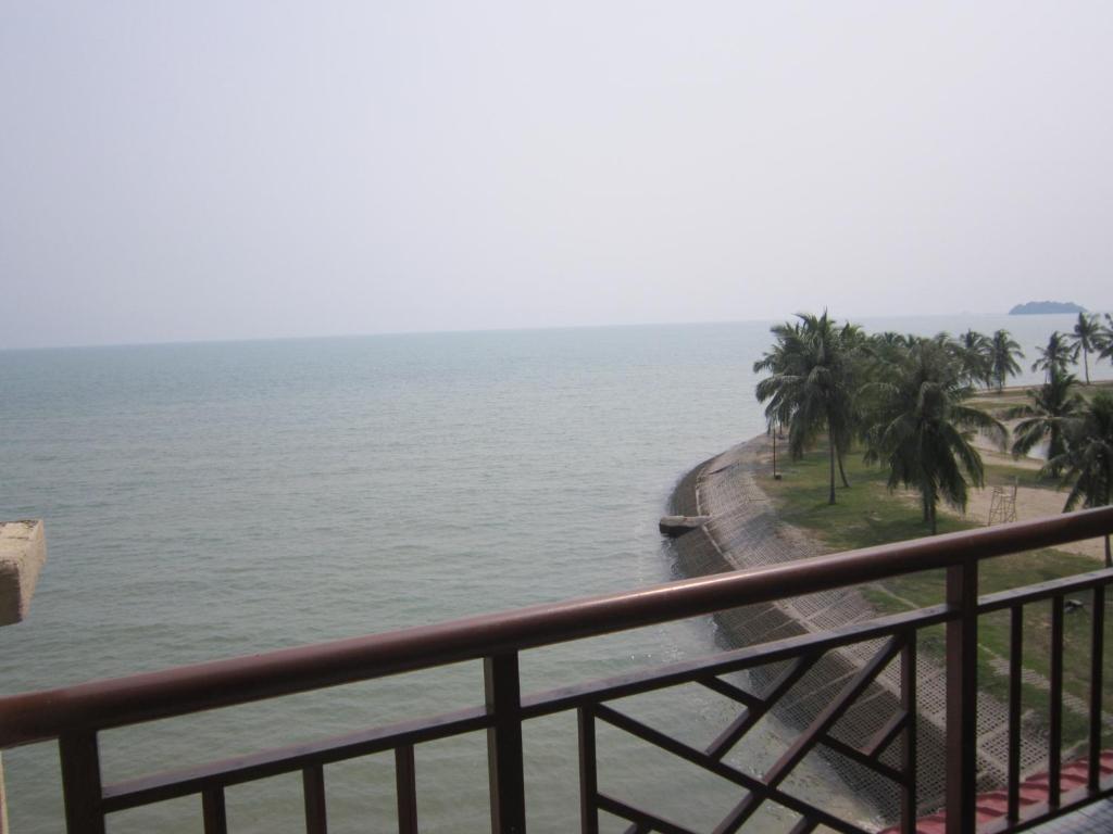 Paradise Lagoon Apartment, Port Dickson | 2025 Updated Prices, Deals