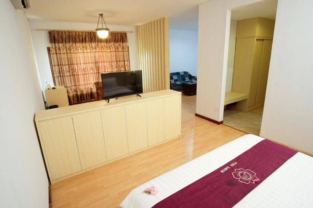 Puri Saron Hotel Senggigi, Lombok | 2024 Updated Prices, Deals
