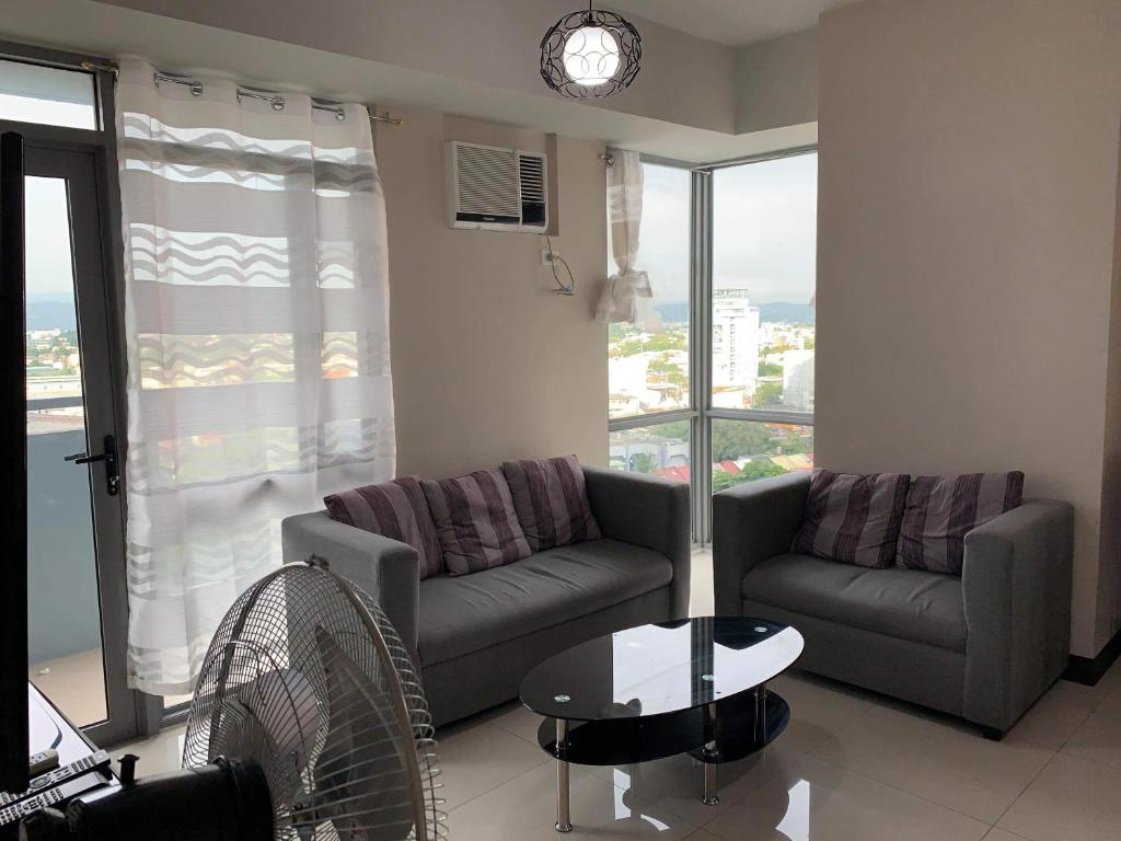 Cubao ManhattanHeights Unit 11A Tower B, 2BR Entire apartment (Manila ...