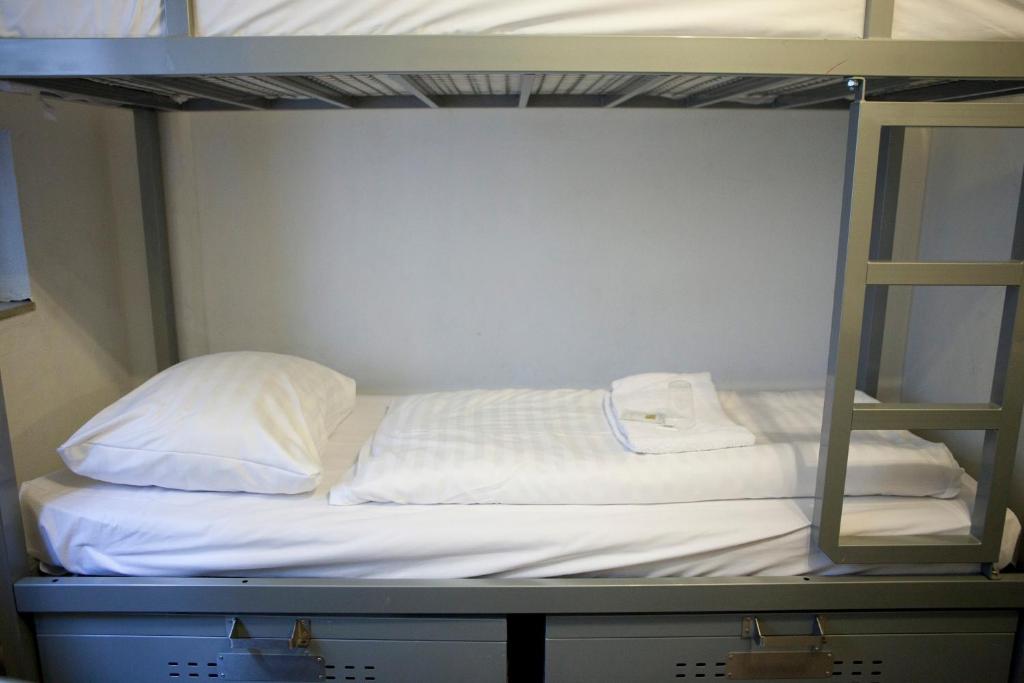 Flying Pigs Downtown Hostel Amsterdam, Amsterdam | 2024 Updated Prices ...