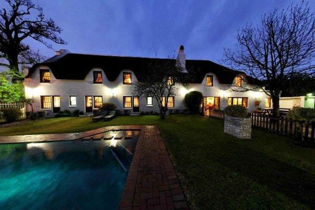 Oakhurst Hotel, George | 2025 Updated Prices, Deals