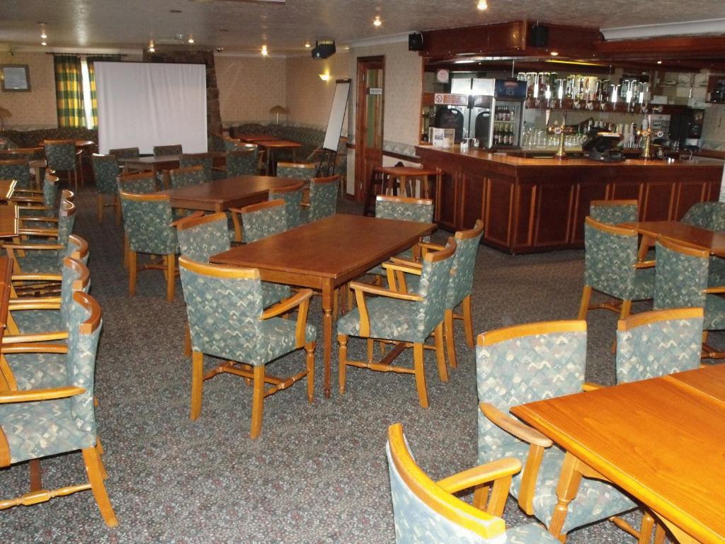 Tafarn Y Rhos Guest House, Llangristiolus | 2024 Updated Prices, Deals