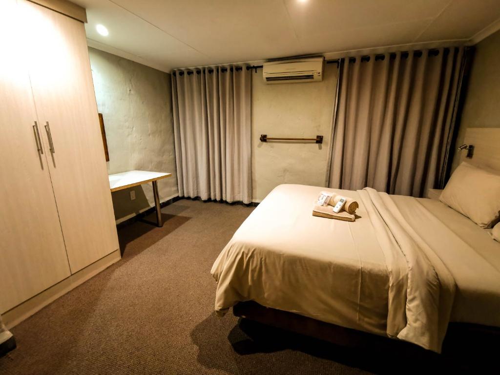 Umuzi Lodge, Secunda | 2025 Updated Prices, Deals