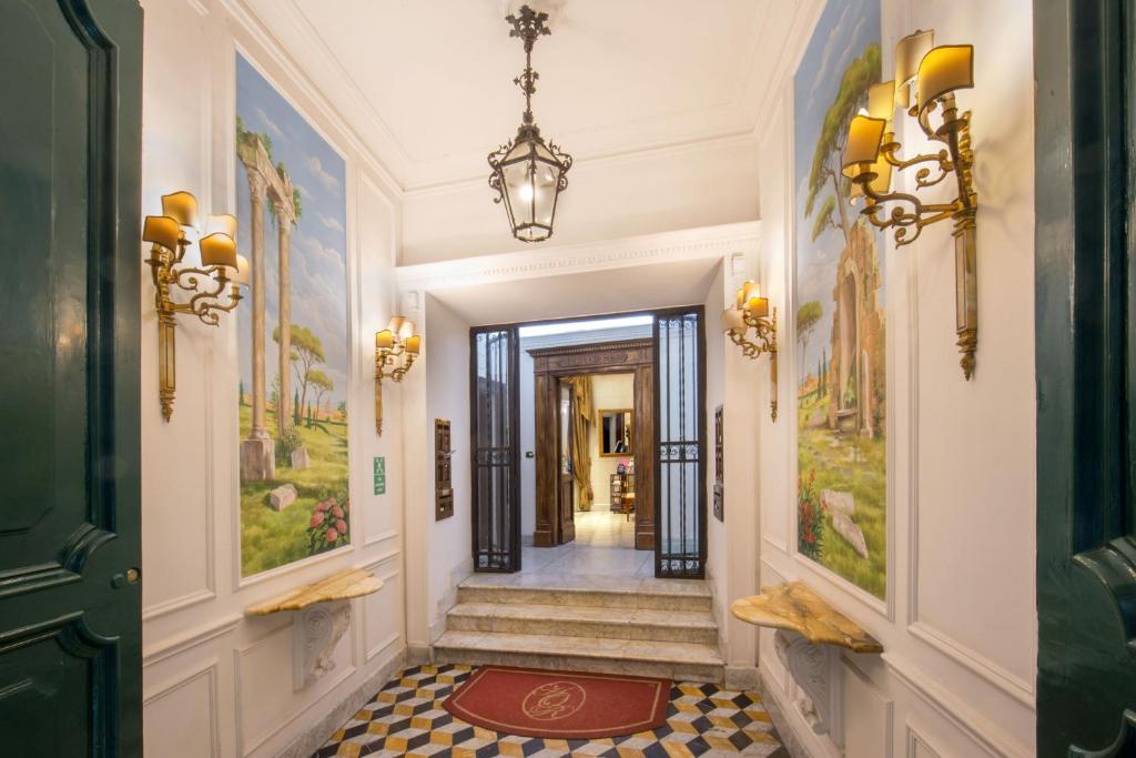 Suite Opera Rooms Guest House (Rome) - Deals, Photos & Reviews
