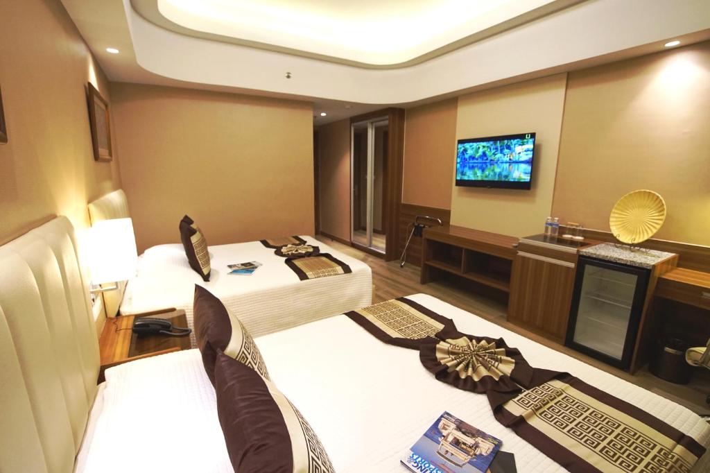 Best Price on Central Park Reef Resort in Subic (Zambales) + Reviews!