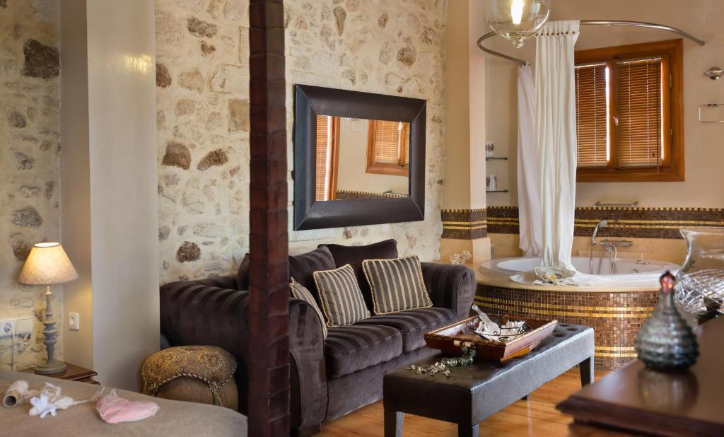 Avli Lounge Apartments, Crete Island | 2024 Updated Prices, Deals