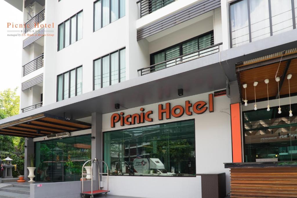 Picnic Hotel Bangkok, Bangkok | 2025 Updated Prices, Deals