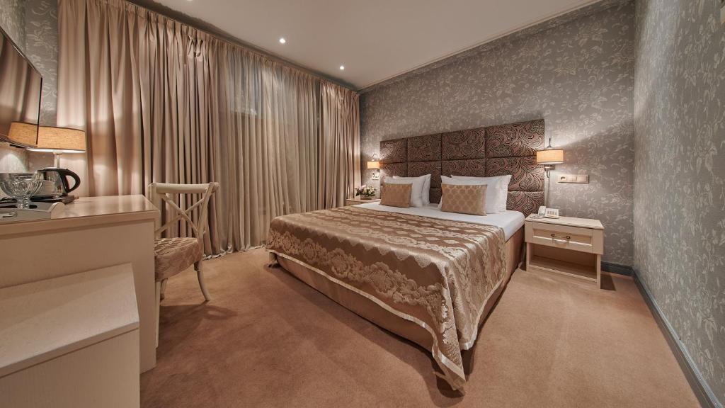 Hotel De Paris, Moscow | 2024 Updated Prices, Deals