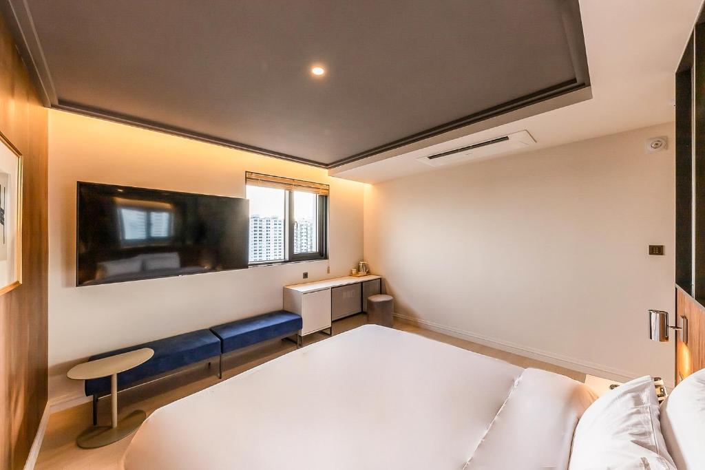 Brown-Dot Hotel Ulsan Sincheon Motel - Deals, Photos & Reviews