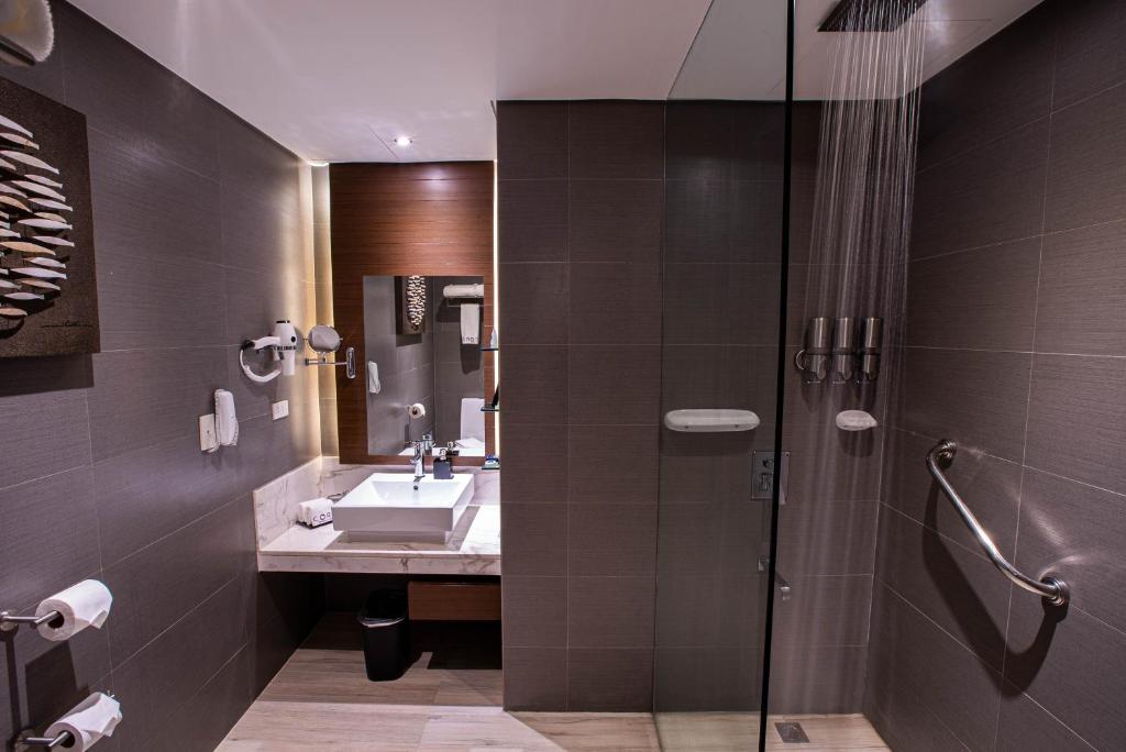 Coro Hotel, Manila | 2024 Updated Prices, Deals