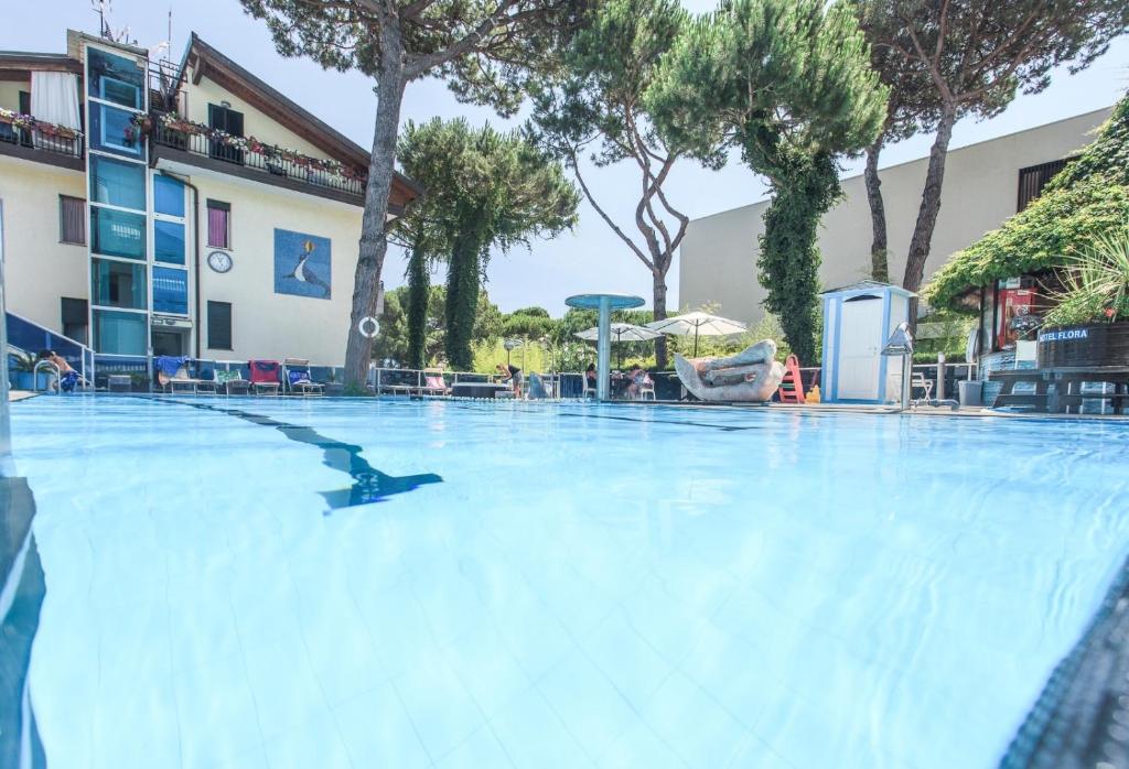 Best Price on Hotel Flora in Milano Marittima + Reviews!