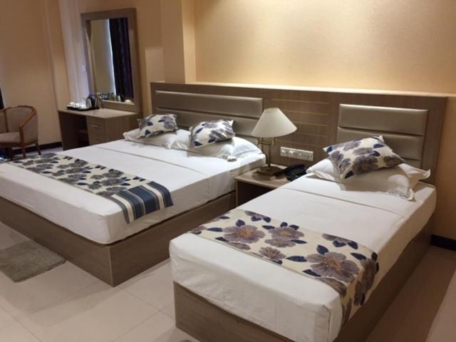 Peradeniya Rest House, Kandy | 2024 Updated Prices, Deals