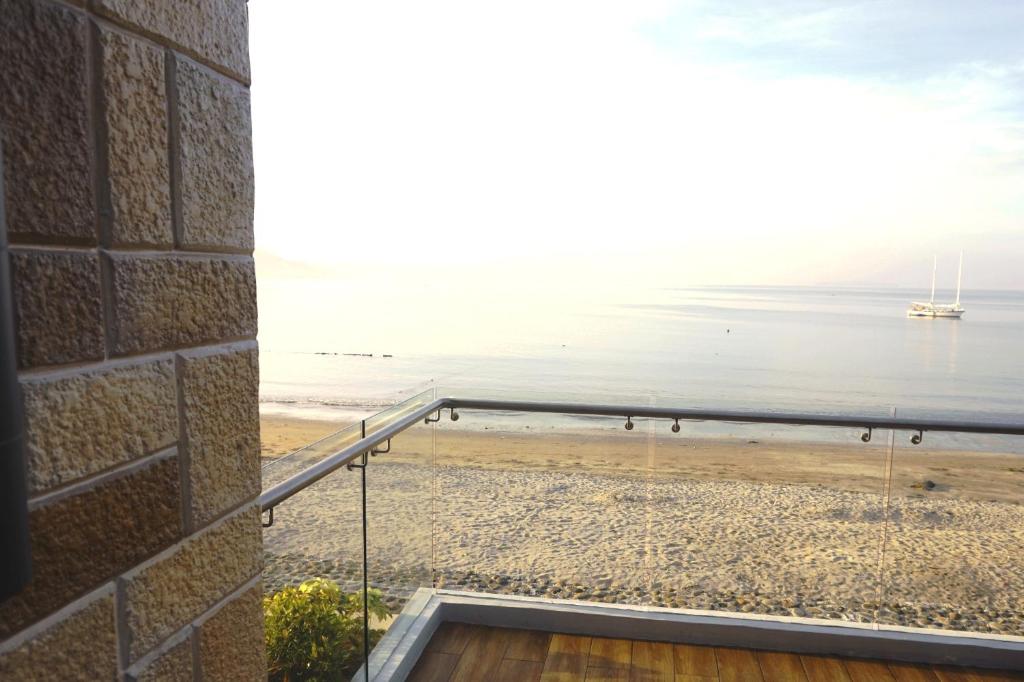 Best Price on Central Park Reef Resort in Subic (Zambales) + Reviews!