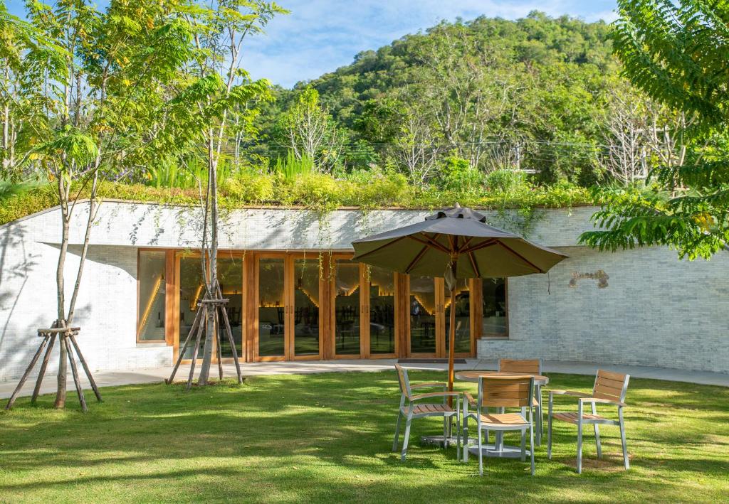 Hotel Labaris Khao Yai - อัปเดตราคาล่าสุด