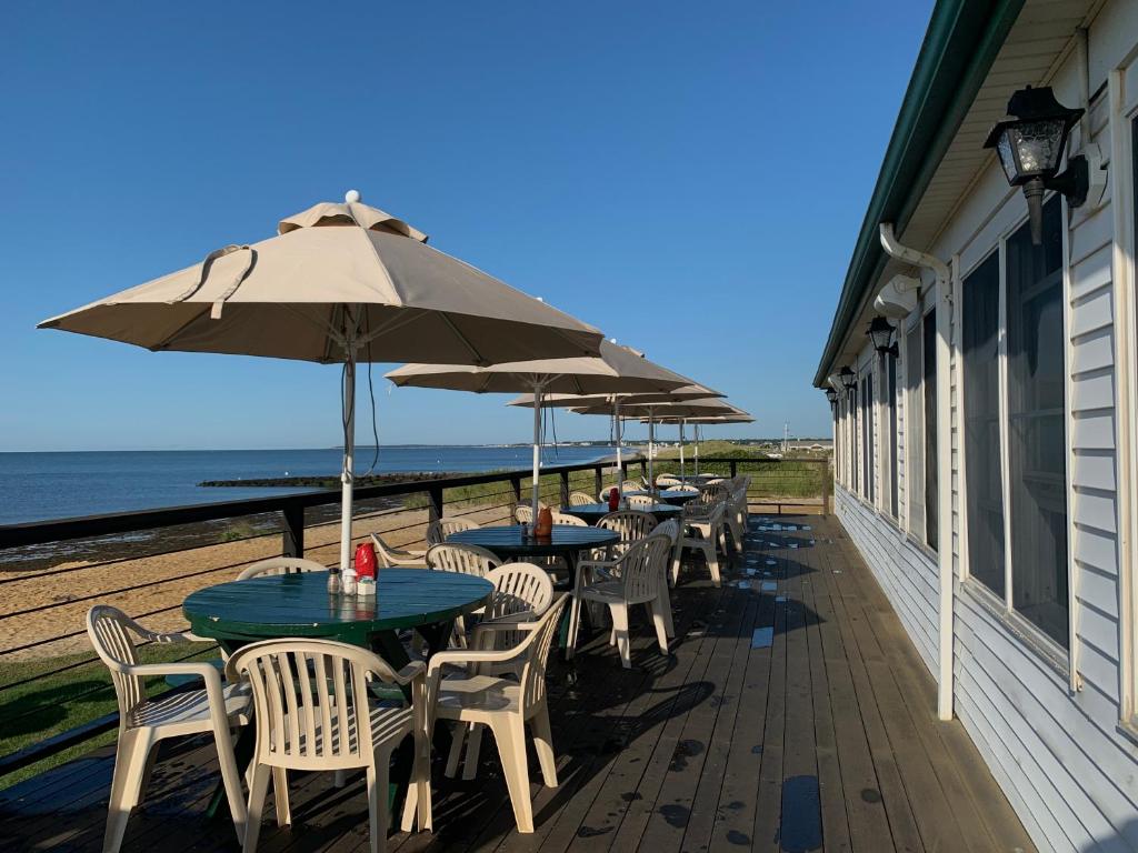 Lighthouse Inn Cape Cod, West Dennis (MA) | 2024 Updated Prices, Deals