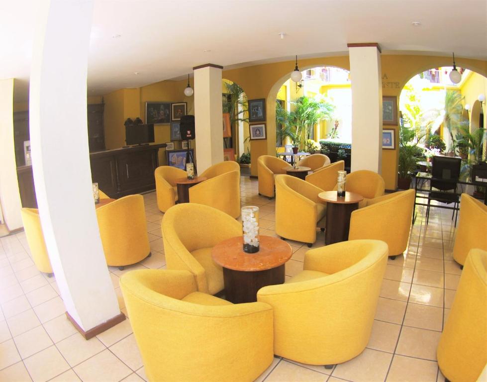 Best Price on Hotel America in Colima + Reviews!