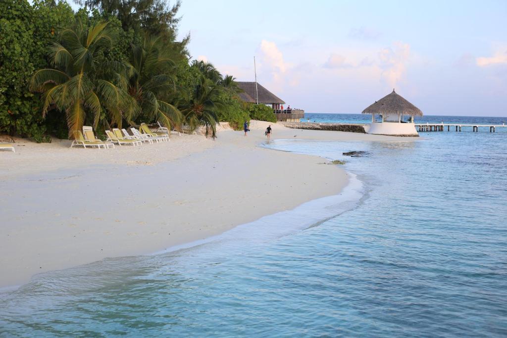 Eriyadu Island Resort, Maldive Islands | 2024 Updated Prices, Deals