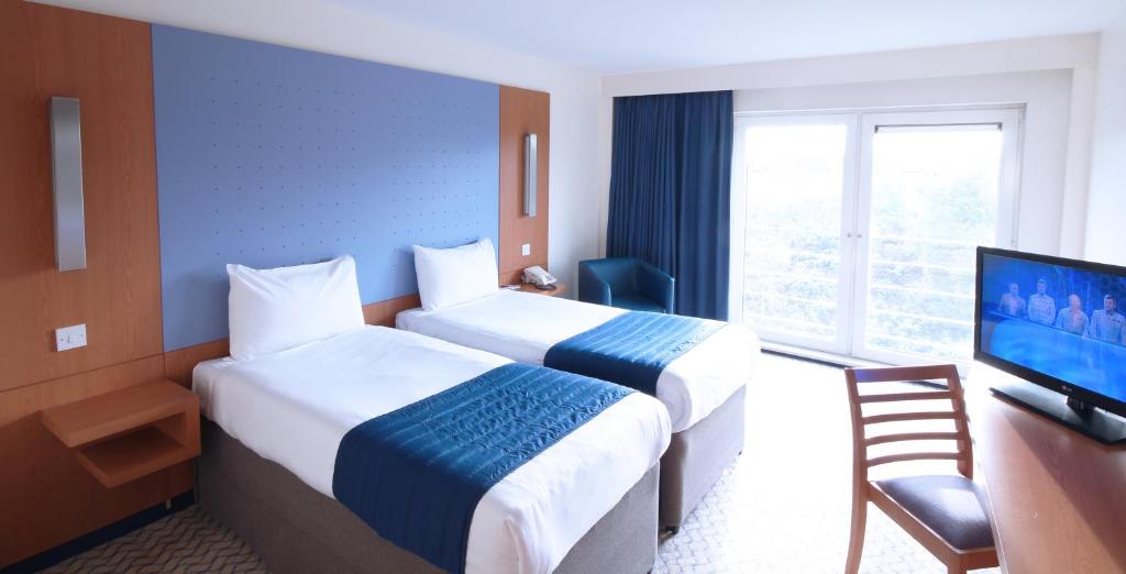 Ramada by Wyndham London North M1 | London 2020 UPDATED DEALS £33, HD ...
