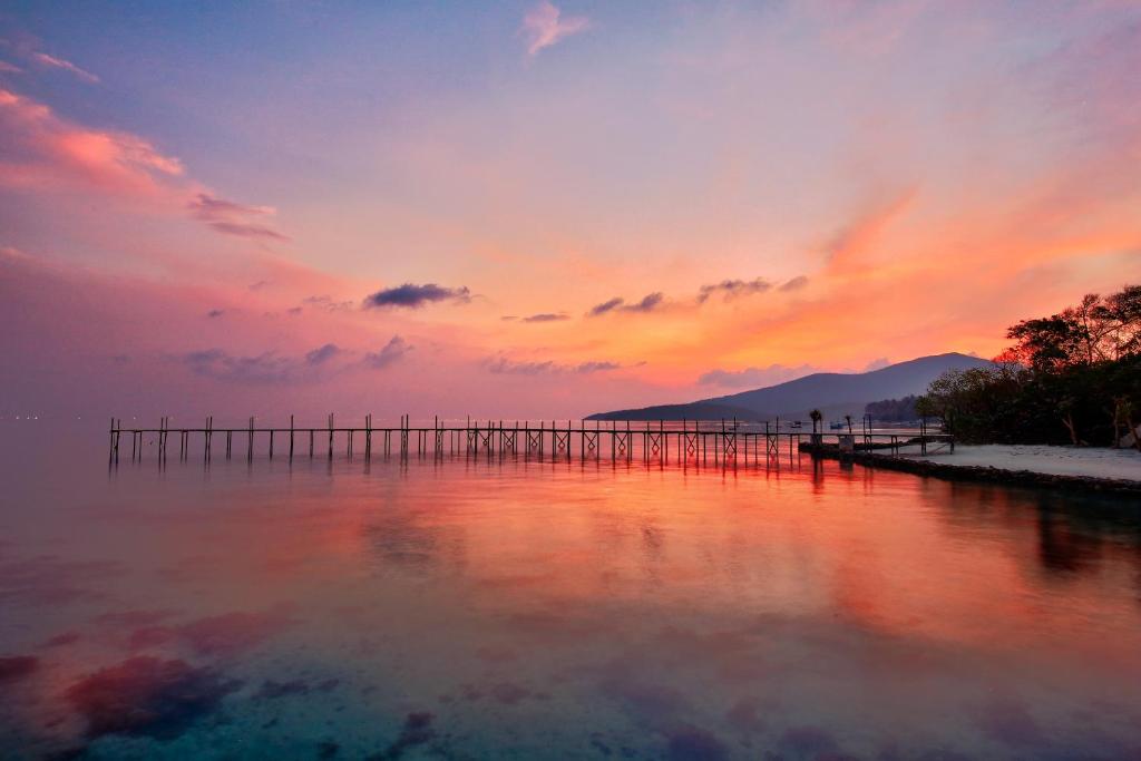 Royal Ocean View Beach Resort Karimunjawa, Karimunjawa | 2024 Updated ...