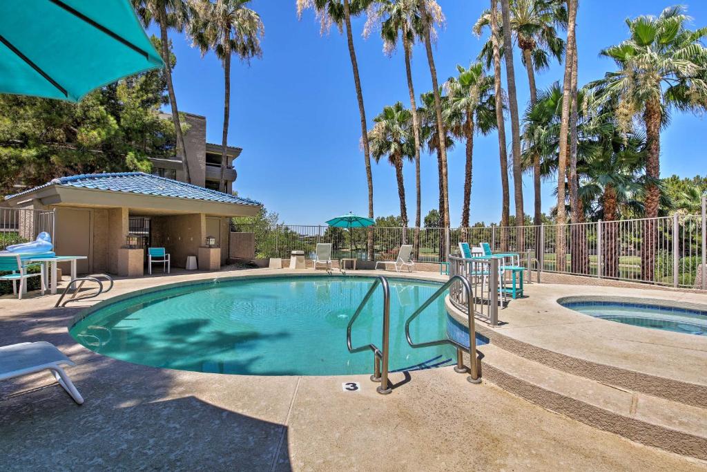 Phoenix Condo with Pool, 2 Mi to Biltmore Shops, AZ from $56pp