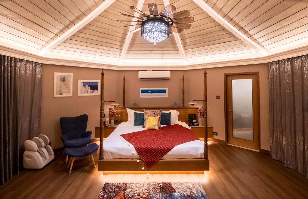 Planet Hollywood Beach Resort Goa | Goa 2020 UPDATED DEALS ₹6800, HD ...