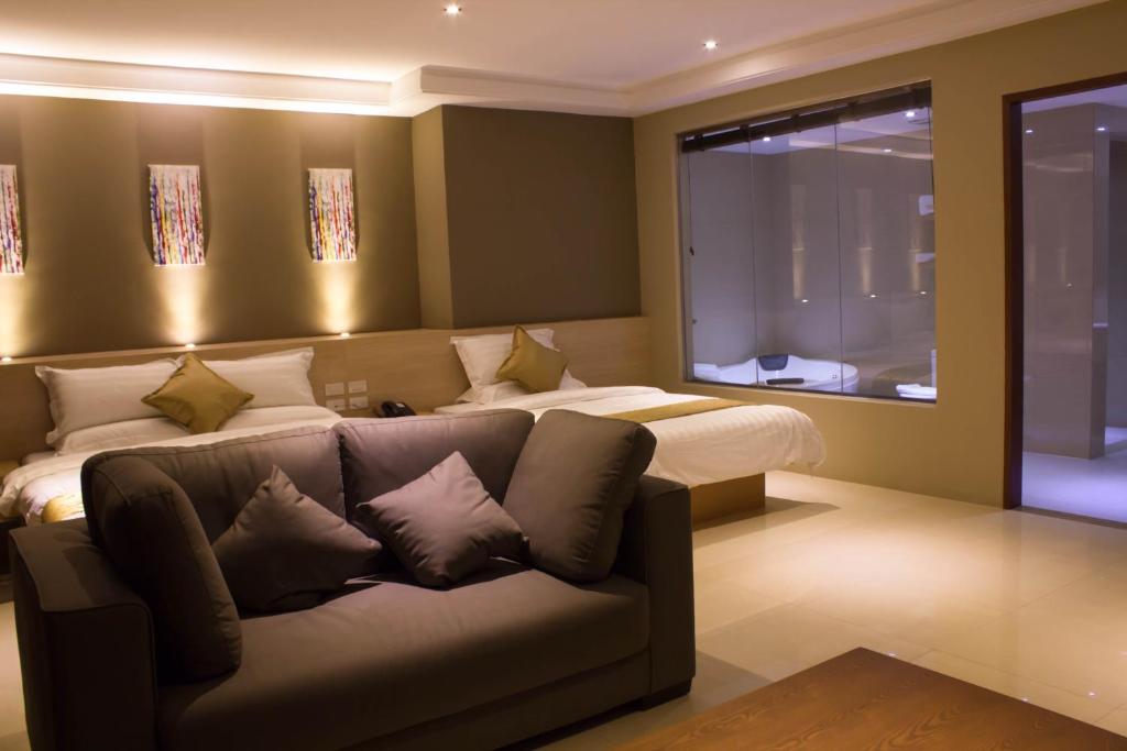 Dela Chambre Hotel, Manila | 2024 Updated Prices, Deals