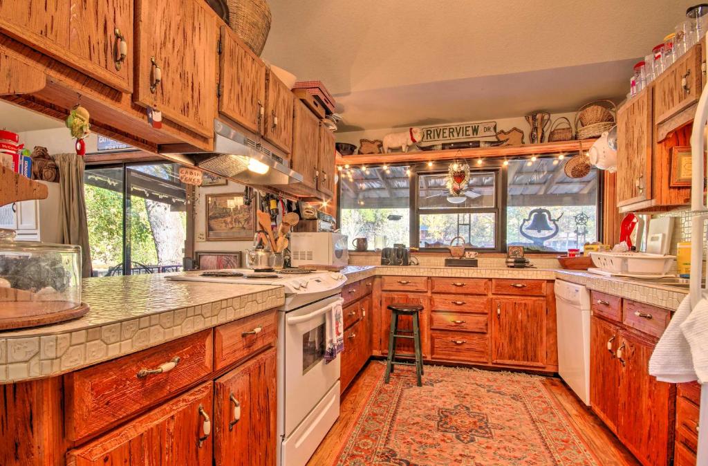 From $88 - Riverfront Getaway with Treehouse, Fire Pit and Deck ...