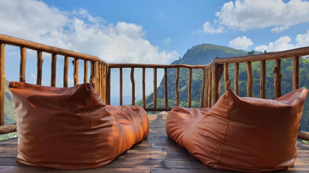 Ella Mount View Guest Inn Hotel - Deals, Photos & Reviews