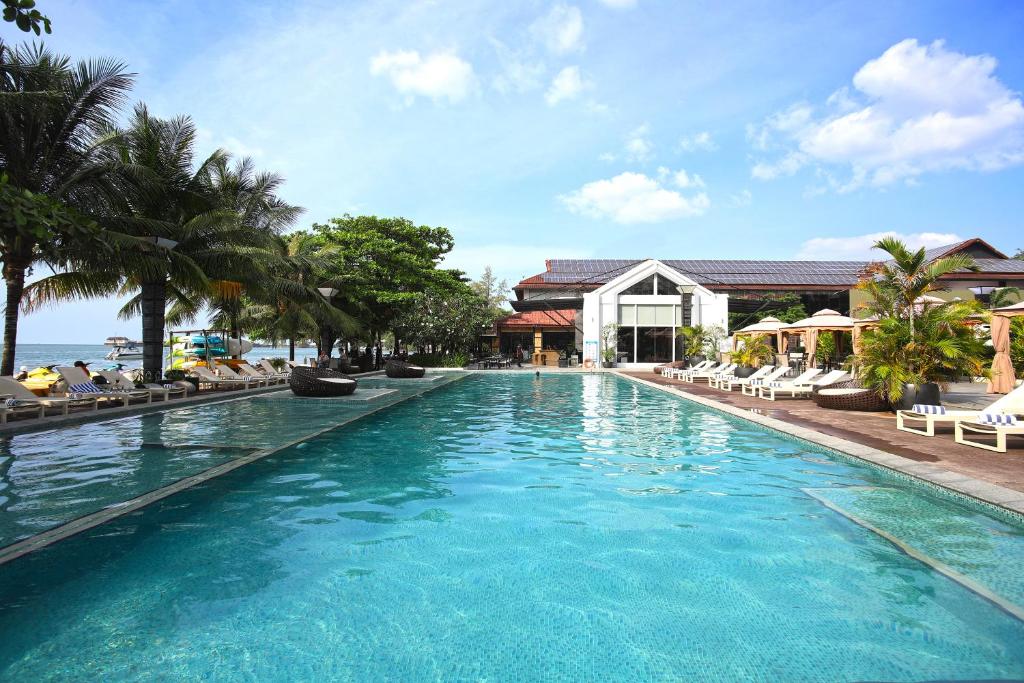 Queenco Hotel & Casino, Sihanoukville | 2025 Updated Prices, Deals