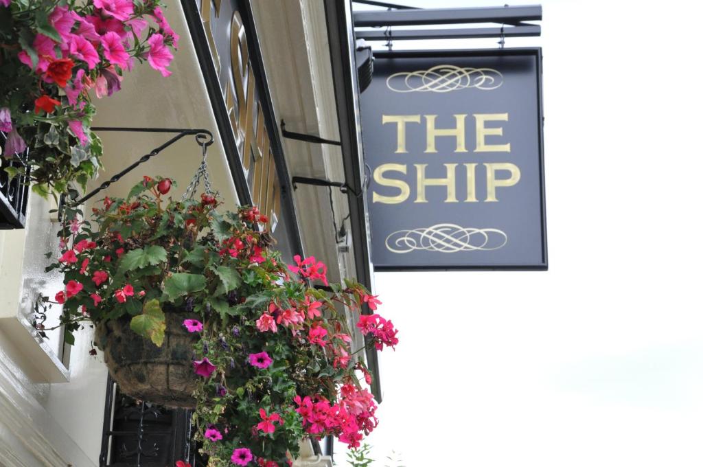 The Ship Inn, London | 2024 Updated Prices, Deals