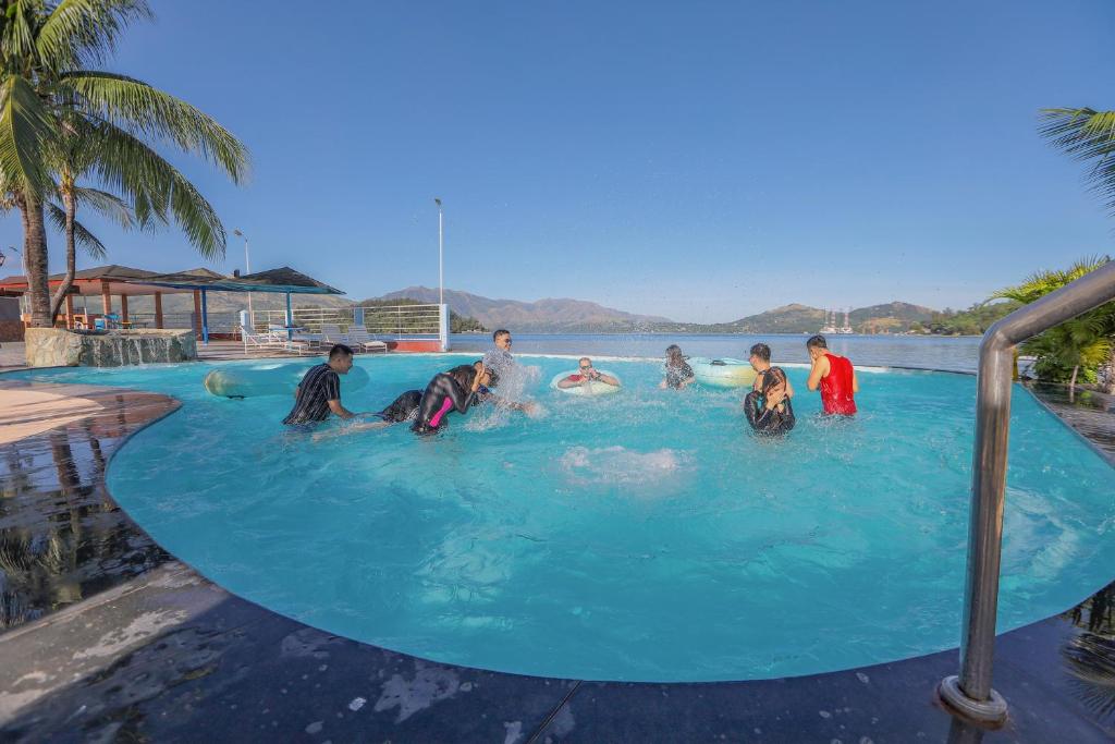 Whiterock Beach Hotel and Waterpark, Subic (Zambales) | 2024 Updated ...