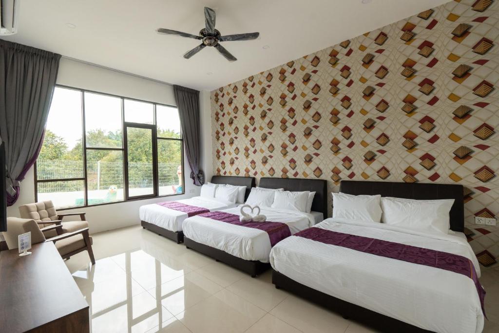 Rock Mountain, Raub | 2024 Updated Prices, Deals